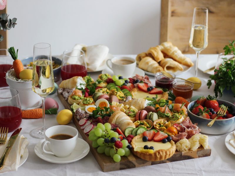 FOOD | Osterbrunch-Board: herzhaftes und süßes Fingerfood zum ...