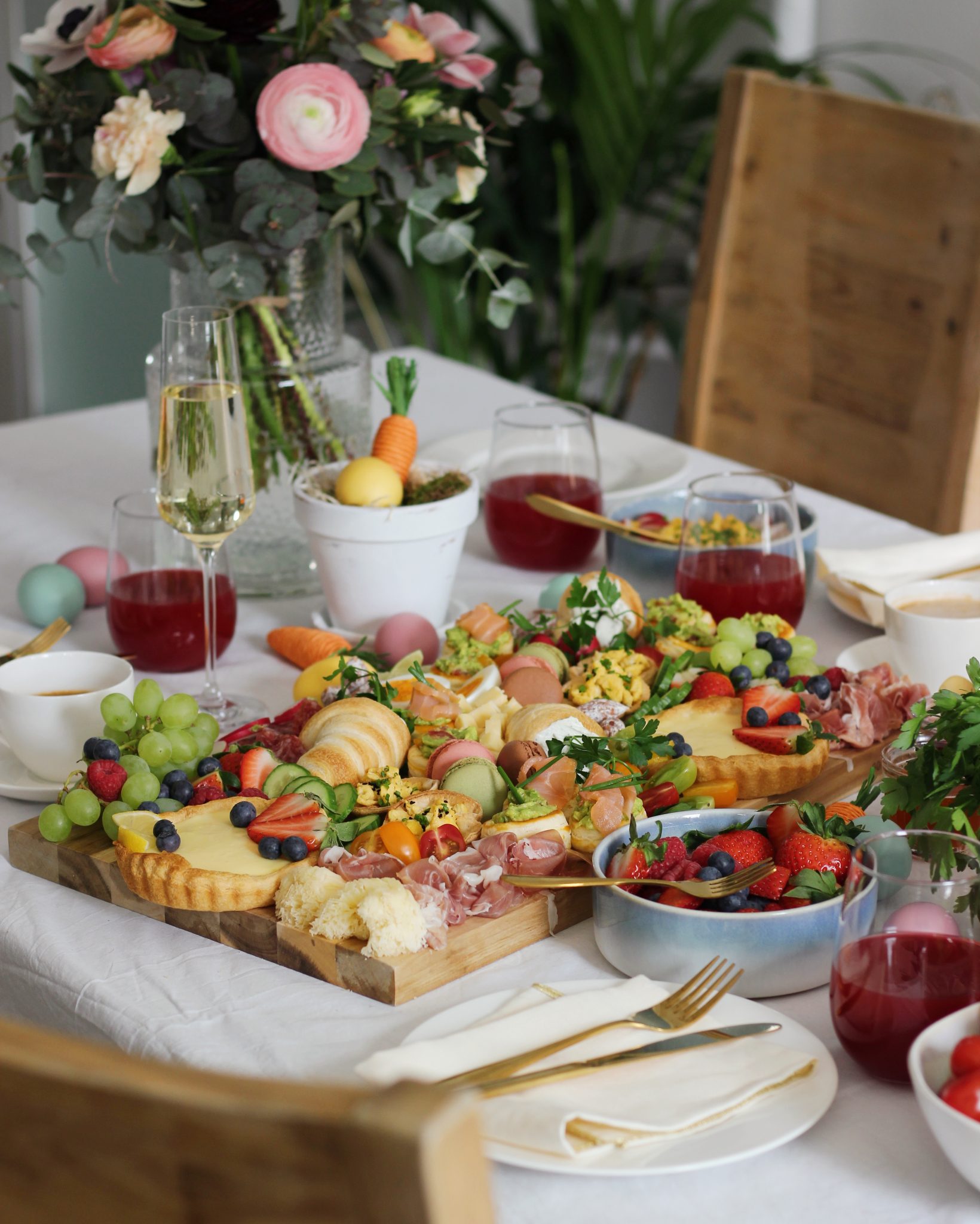FOOD | Osterbrunch-Board: herzhaftes und süßes Fingerfood zum ...